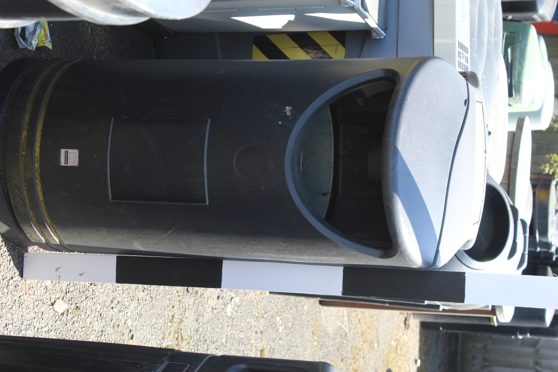 0014019 Generic City Double-Sided General Waste Bin - Stockyard North